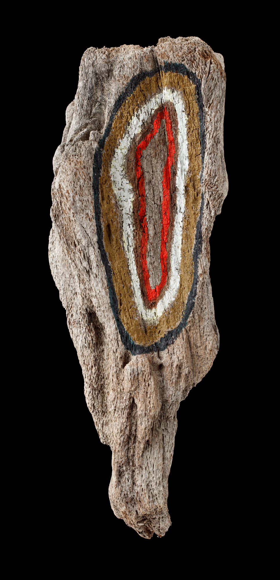 Driftwood Artworks Feature in Endeavour Exhibition – Bana Yirriji Art ...